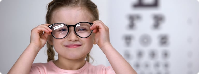 Is Poor Eyesight Hereditary? | eyeSTYLE blog Lens.com